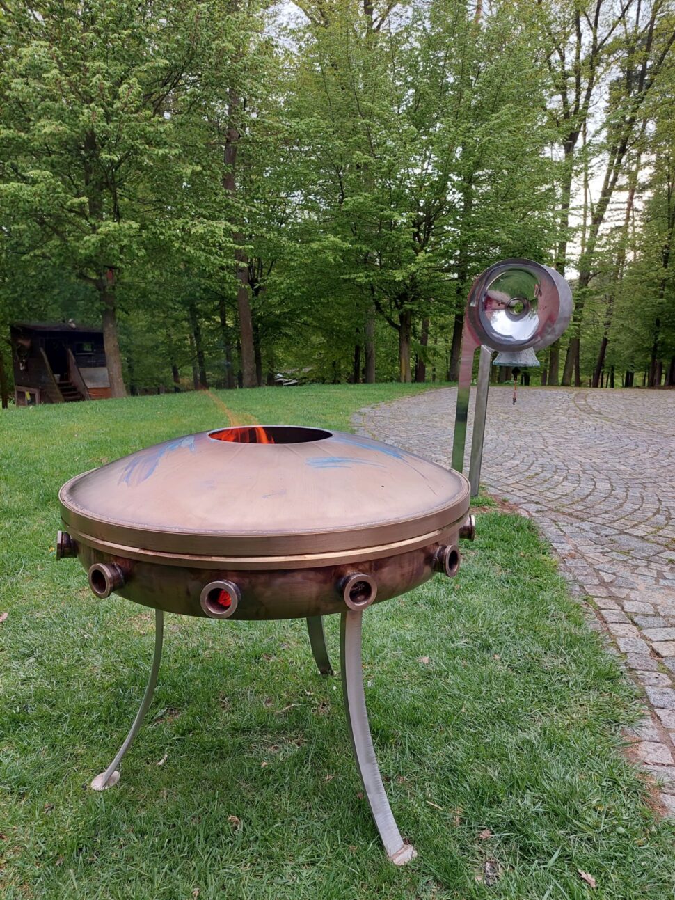 Cosmic Grill and Fireplace | vratislavcerny.cz
