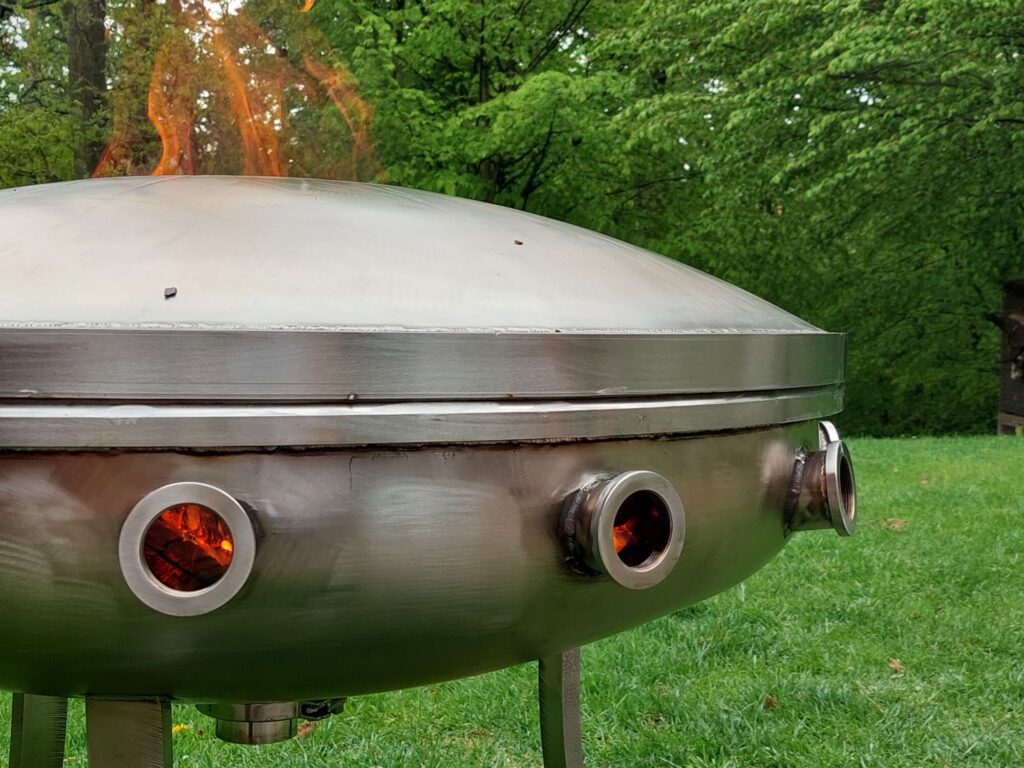 Cosmic Grill and Fireplace | vratislavcerny.cz